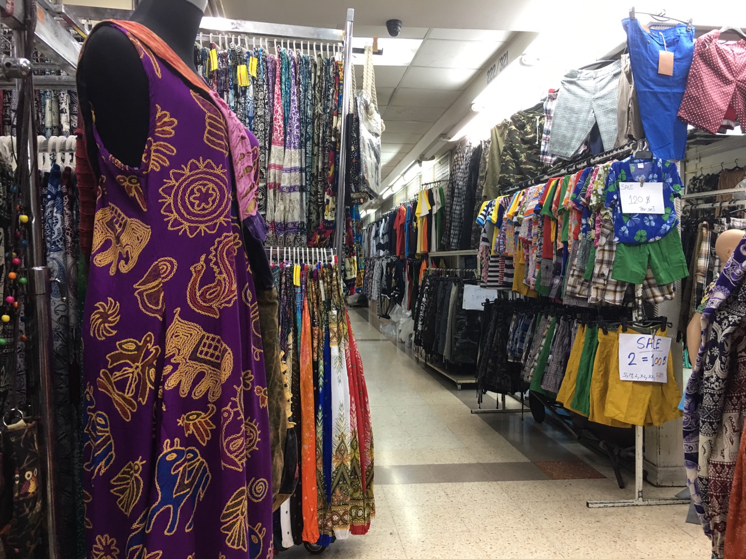 『Indra Square/インドラ スクエア』の行き方と説明｜Thaim Line Bkk(タイムライン バンコク)