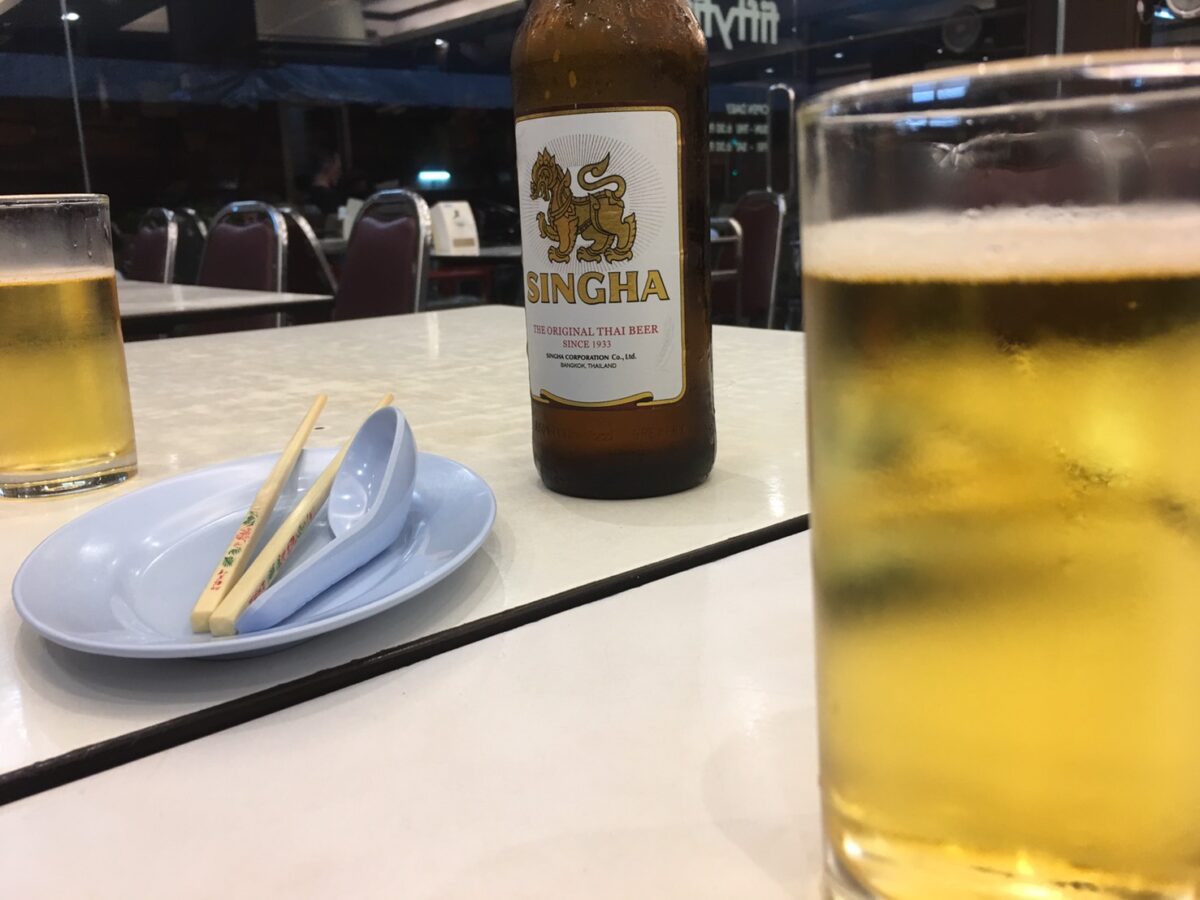 55ポーチャナー/55 Pochana トンローの深夜営業のタイ料理店